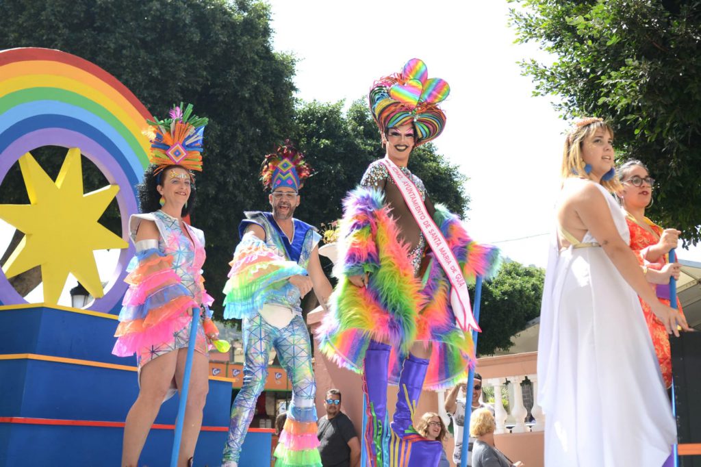 S. Mª. DE GUÍA: Drag Sethlas se corona en la Gala Drag Queen del ...