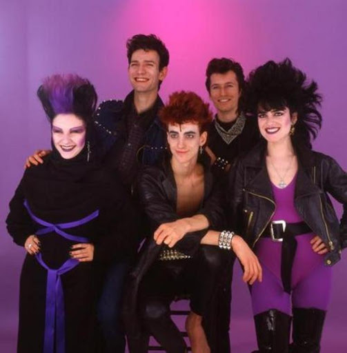 Alaska y Los Pegamoides, repasamos las canciones que fueron clave en la ...