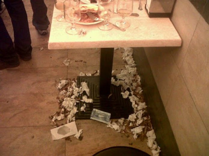 'Pepe, el guarro', el bar “cutre” de Madrid que es una verdadera joya