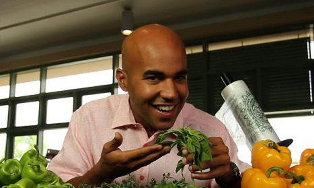 Esta es la receta del chimichurri del chef Enrique Piñeiro