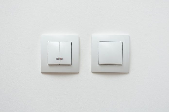 Qué es un Conmutador: eléctrico y comunicacional