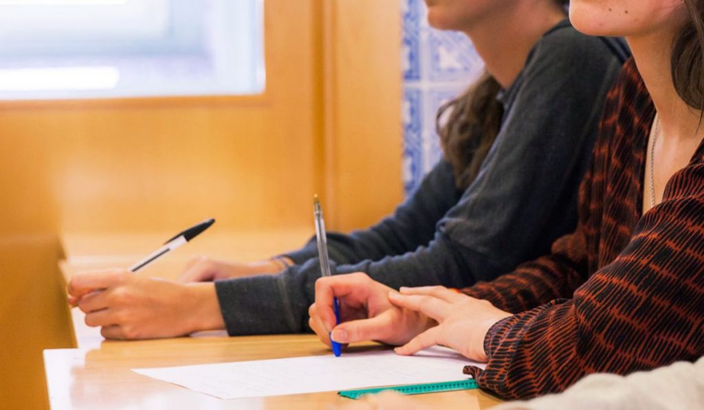 Qué es ADE: definición, características y más sobre ella