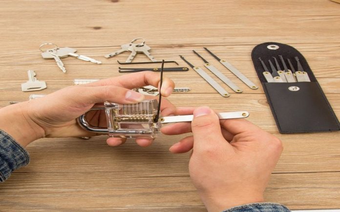 Cómo romper un candado: Estos son los métodos más comunes