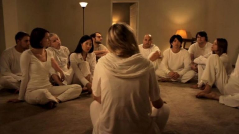 Qué es una secta y cuales son sus caracteristicas mas relevantes