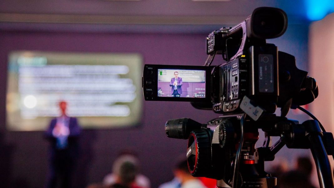 Qué es y cómo funciona el streaming