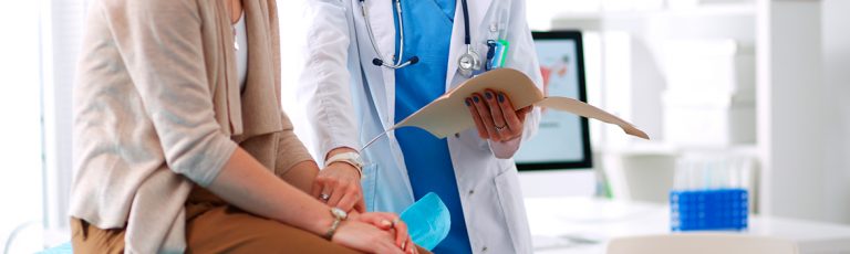 Qué es un médico internista, funciones, patologías y áreas de atención