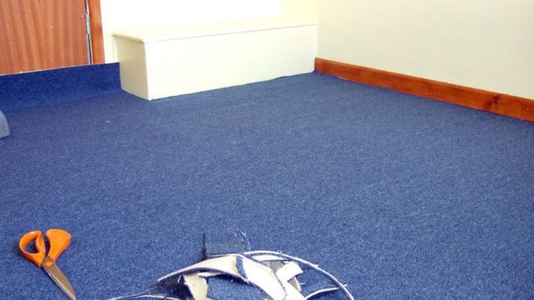 Cómo poner moqueta en casa y qué herramientas necesitas