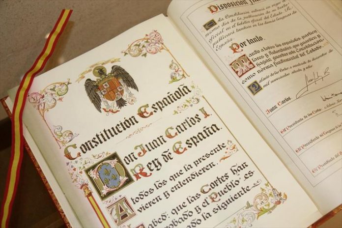 Qué es la constitución española