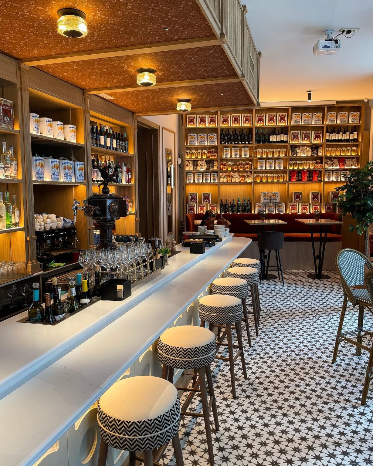 Castizo, una taberna de barrio renovada