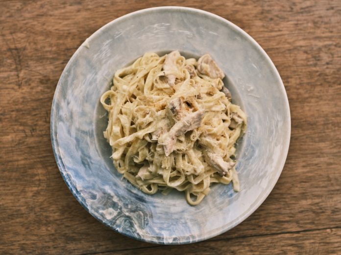Fetuchini Alfredo: cómo se hace y qué lleva el clásico de los clásicos ...