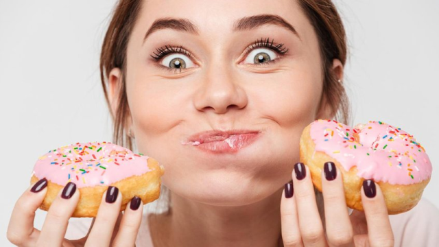 Esto es lo que debes comer cuando tienes ganas de dulce
