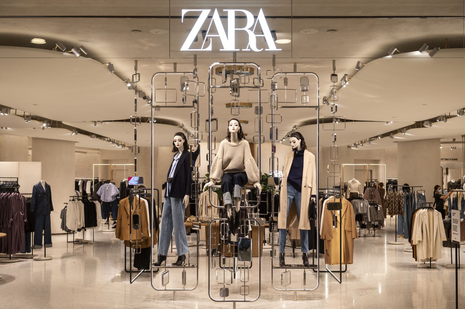 Zara: las sandalias con tacón y comodísimas para el buen tiempo