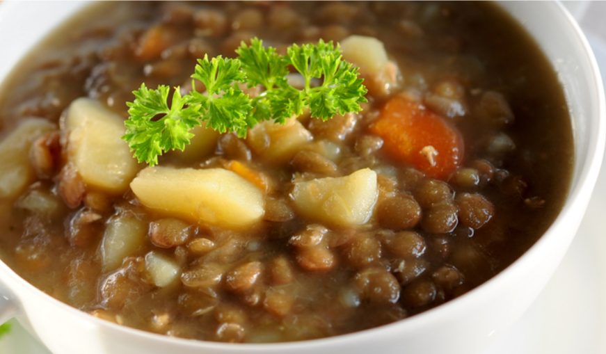 La receta de lentejas con patatas y arroz mejor que con chorizo