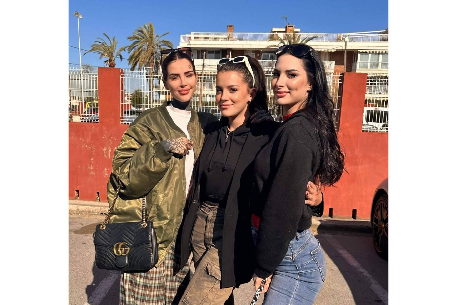 La creadora de una agencia de marketing en redes sociales con un ...