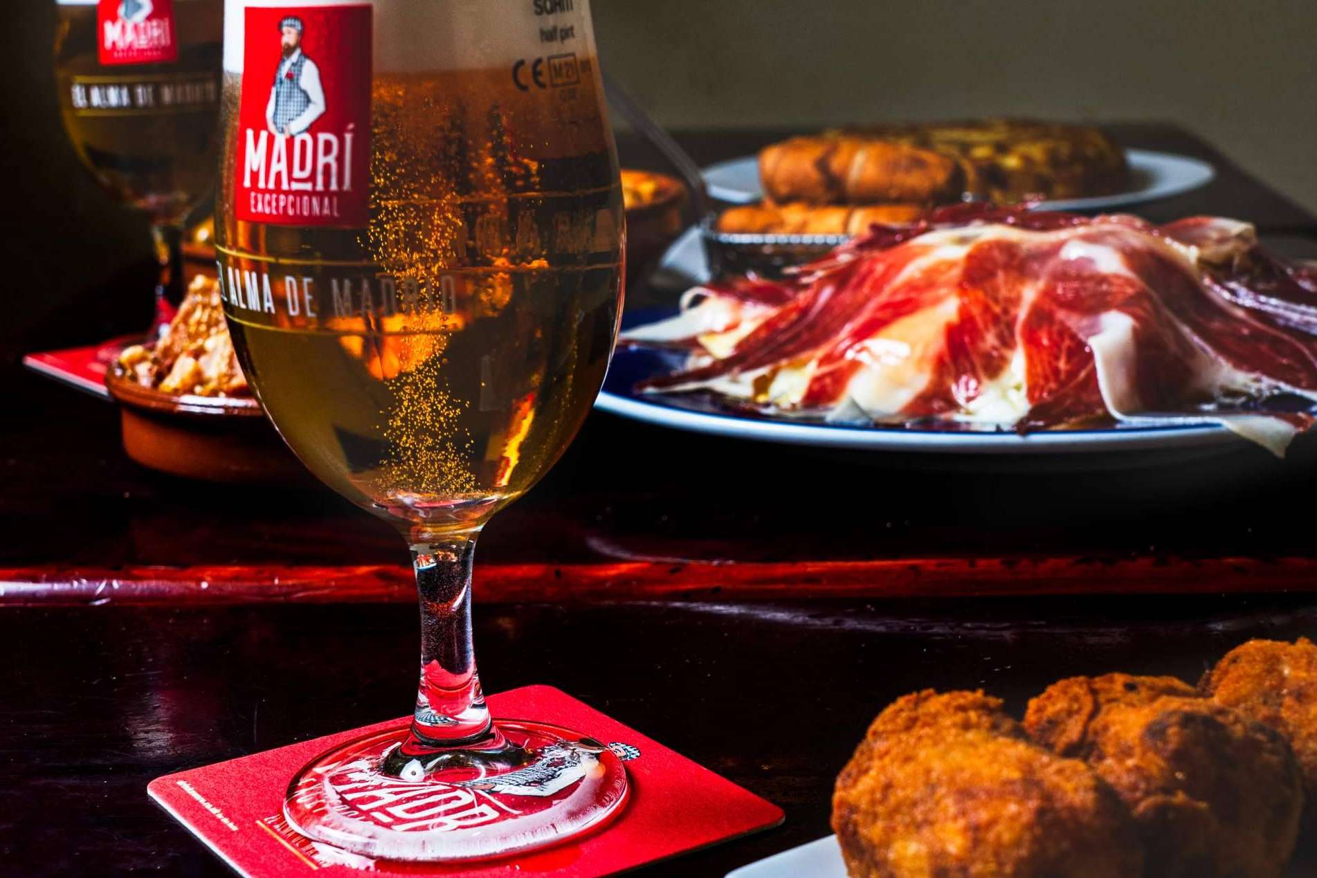 La Copla Madrid, una taberna centenaria para probar exquisitas comidas ...