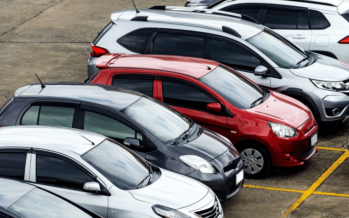 Comprender la importancia del seguro de automóviles comerciales para ...