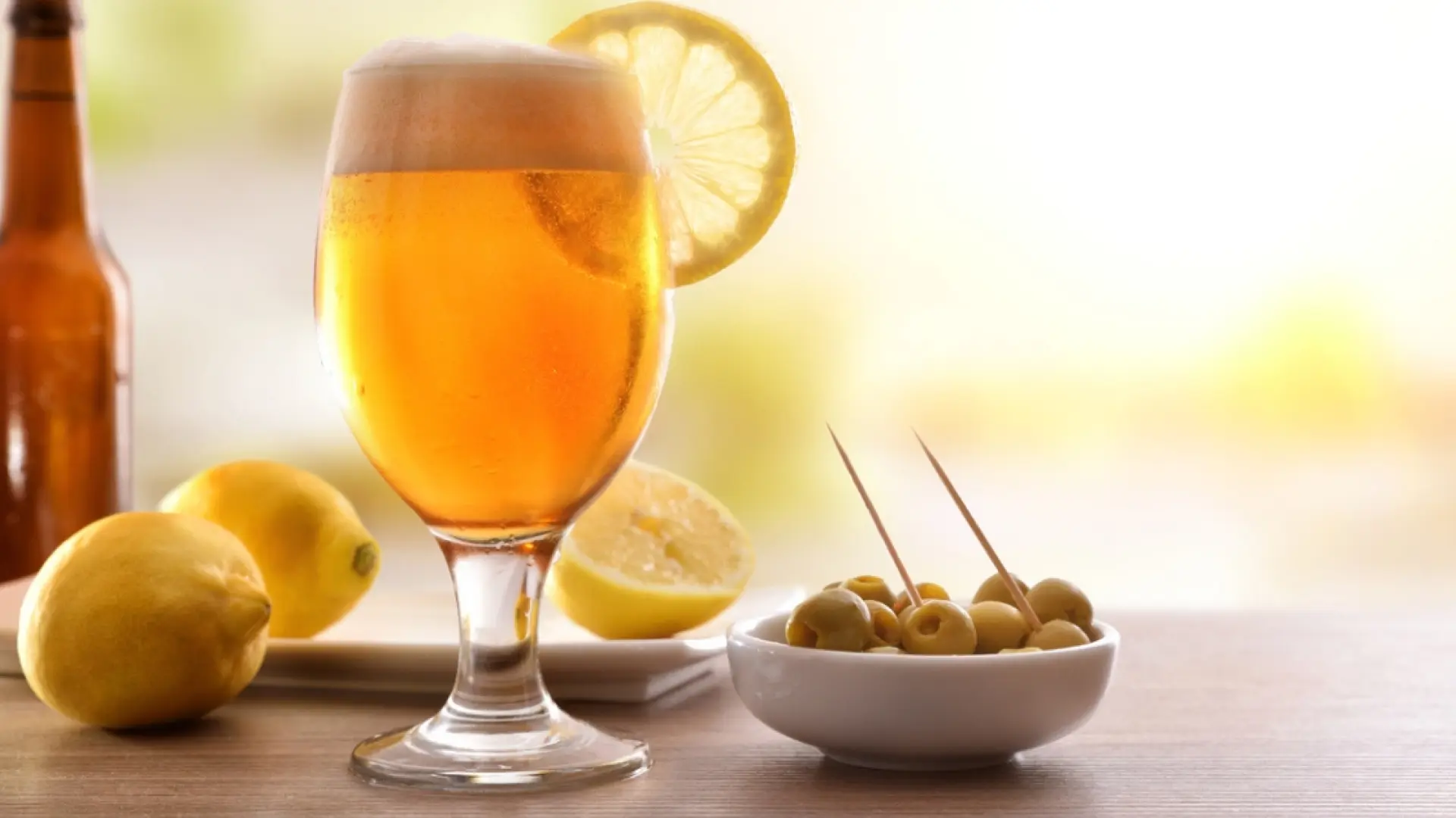 La OCU desvela la verdad de los componentes de esta cerveza que todos ...