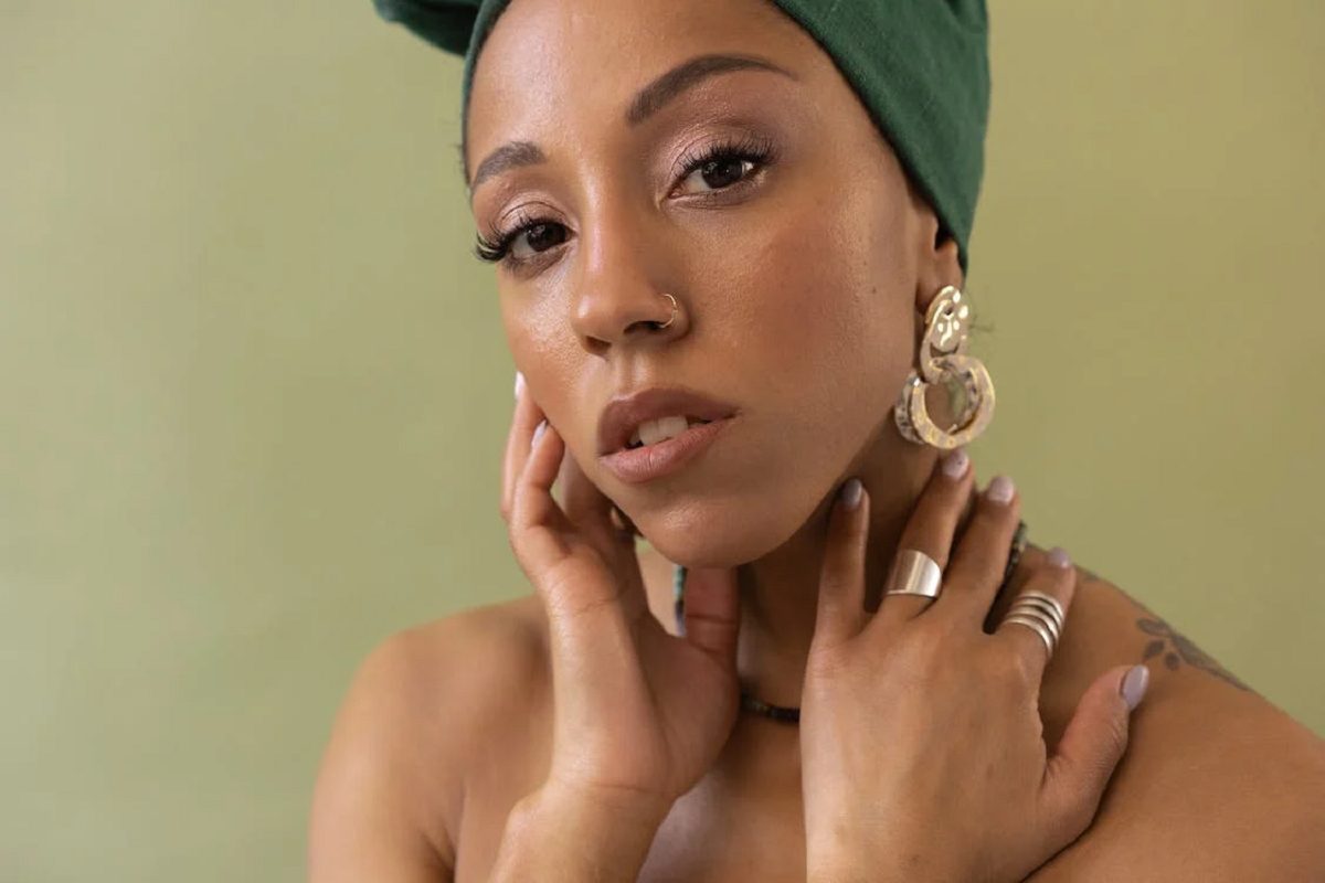 Nikolis Group, referente del sector de la bisutería y la moda, abre sus ...