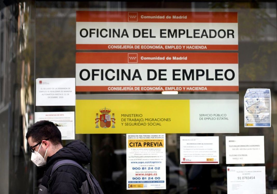 Qué es reposo relativo y en qué se diferencia del absoluto